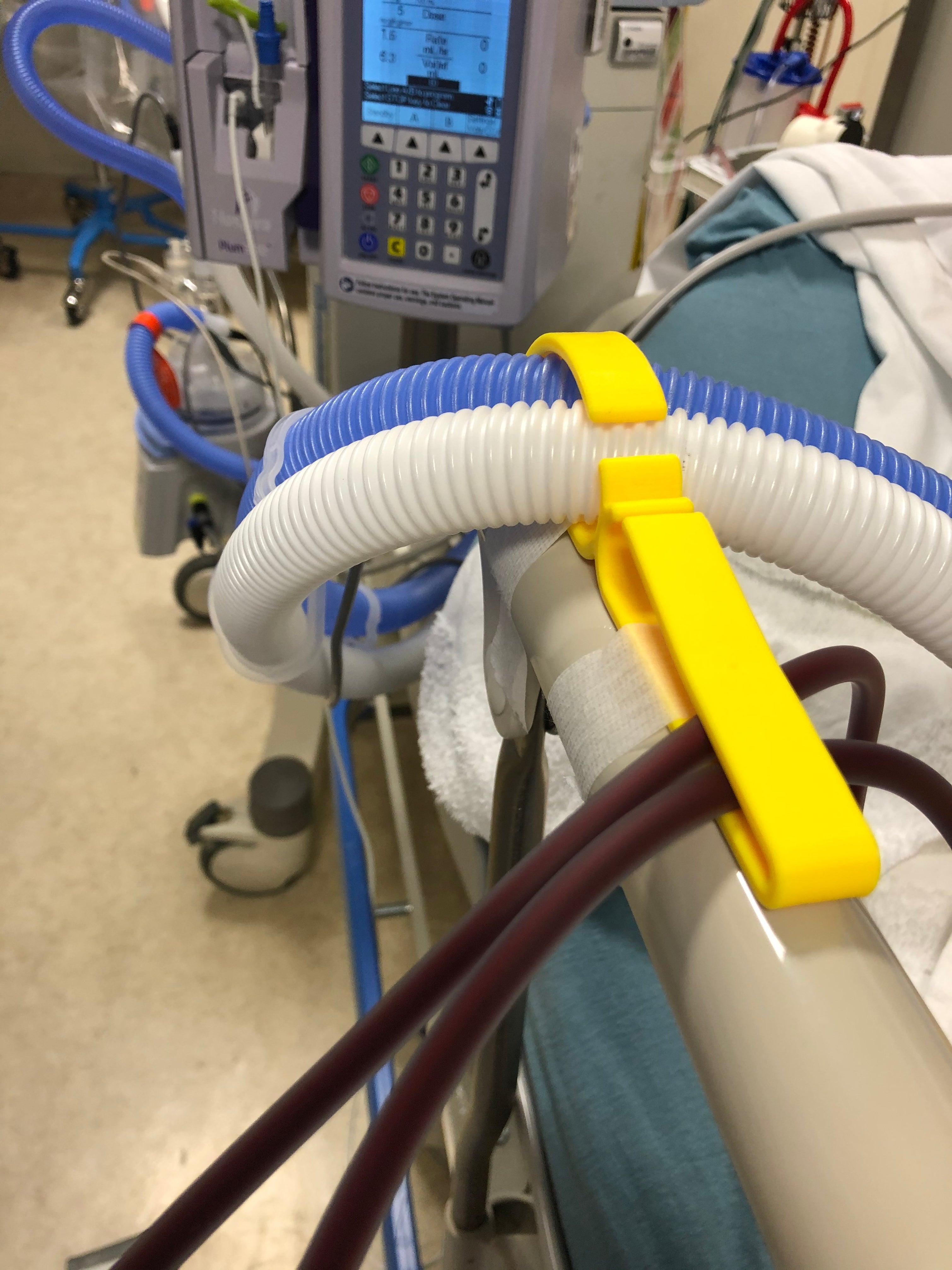 The iLine Select designed by ICU nurses for complex IV tubing ...